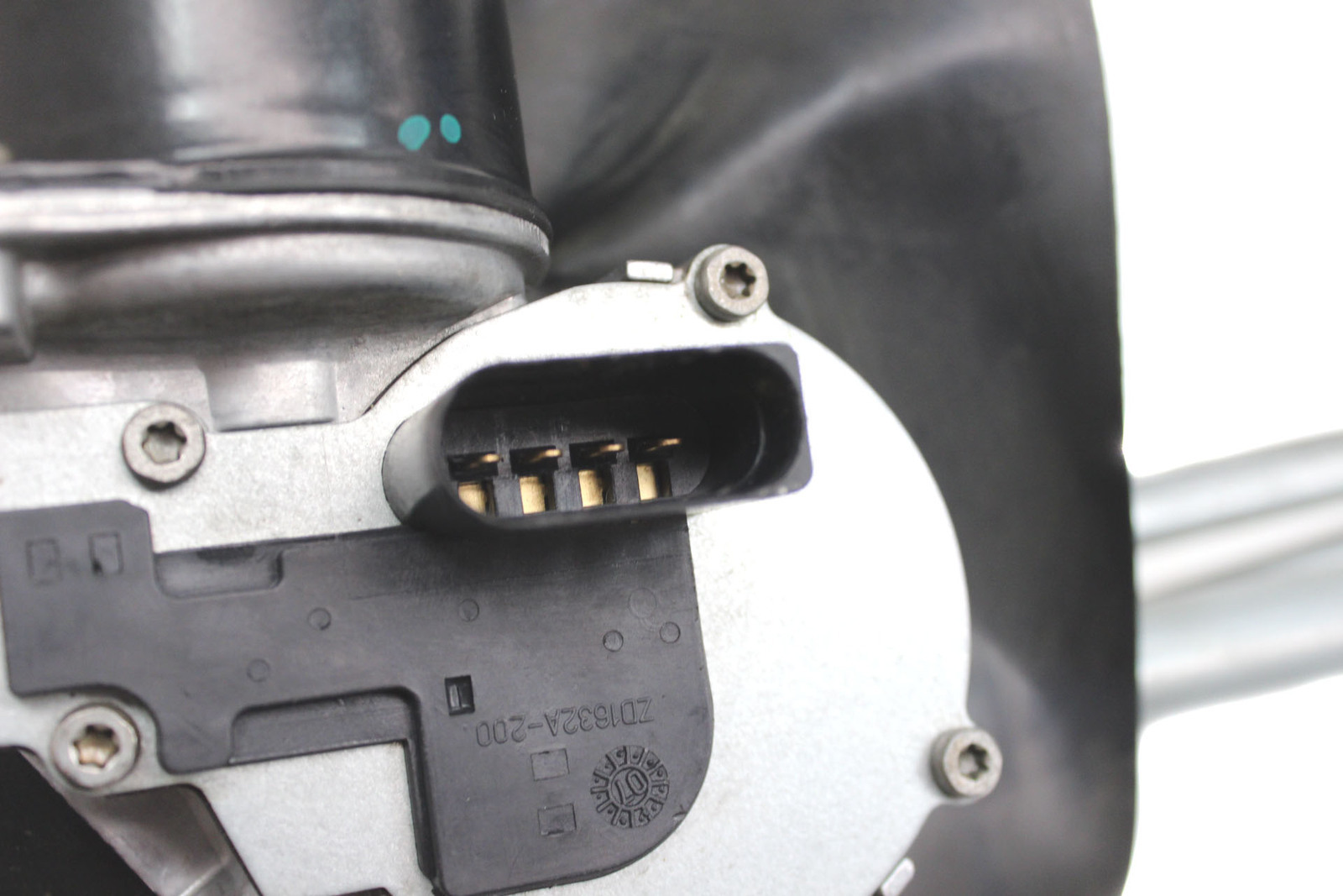 Used Holden Commodore Statesman Caprice Calais VE WM Wiper Assembly ZD1632A