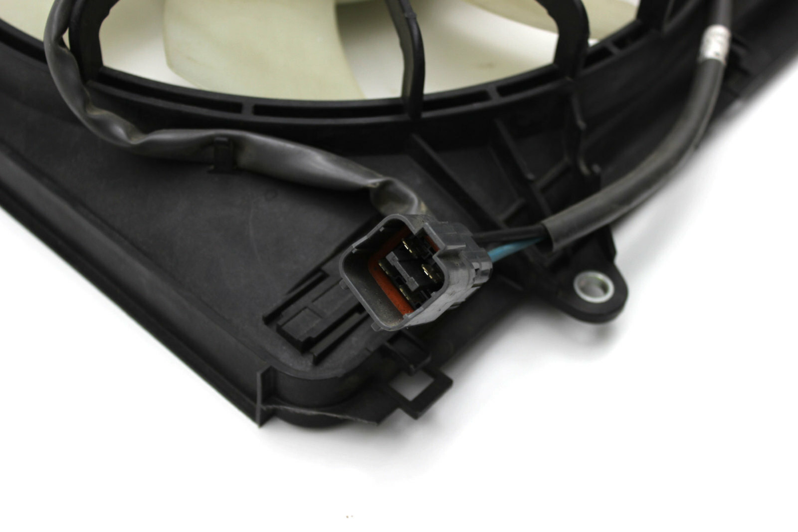 VE WM Thermo Fans Holden Commodore Caprice Sedan Wagon Ute 6.0 Litre V8 ...