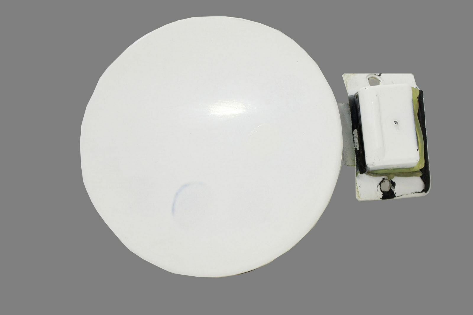 VN Alpine White Fuel Flap