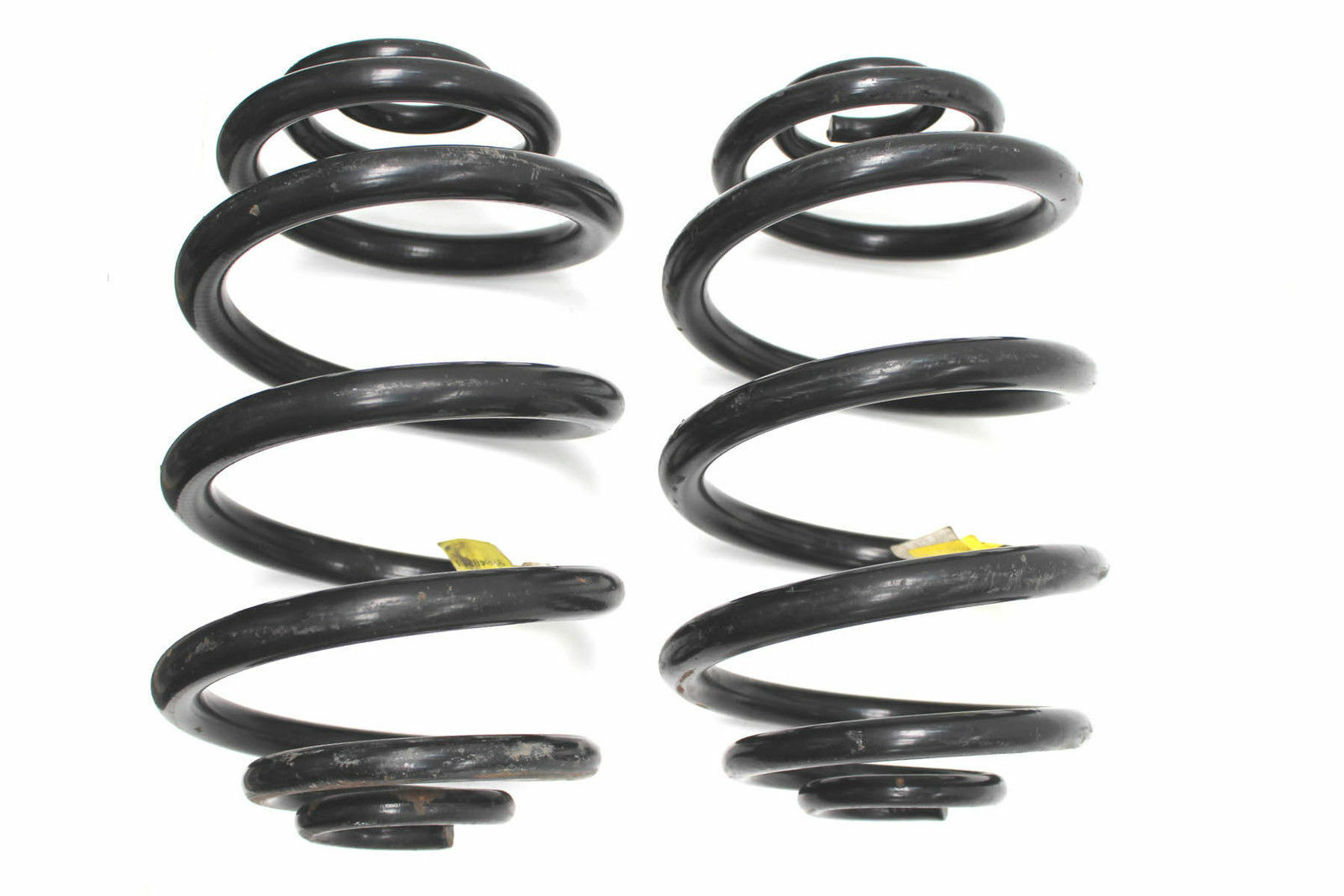 Used Holden Commodore VT VX VY VZ FE1 Springs Rear 92048208 Sedan